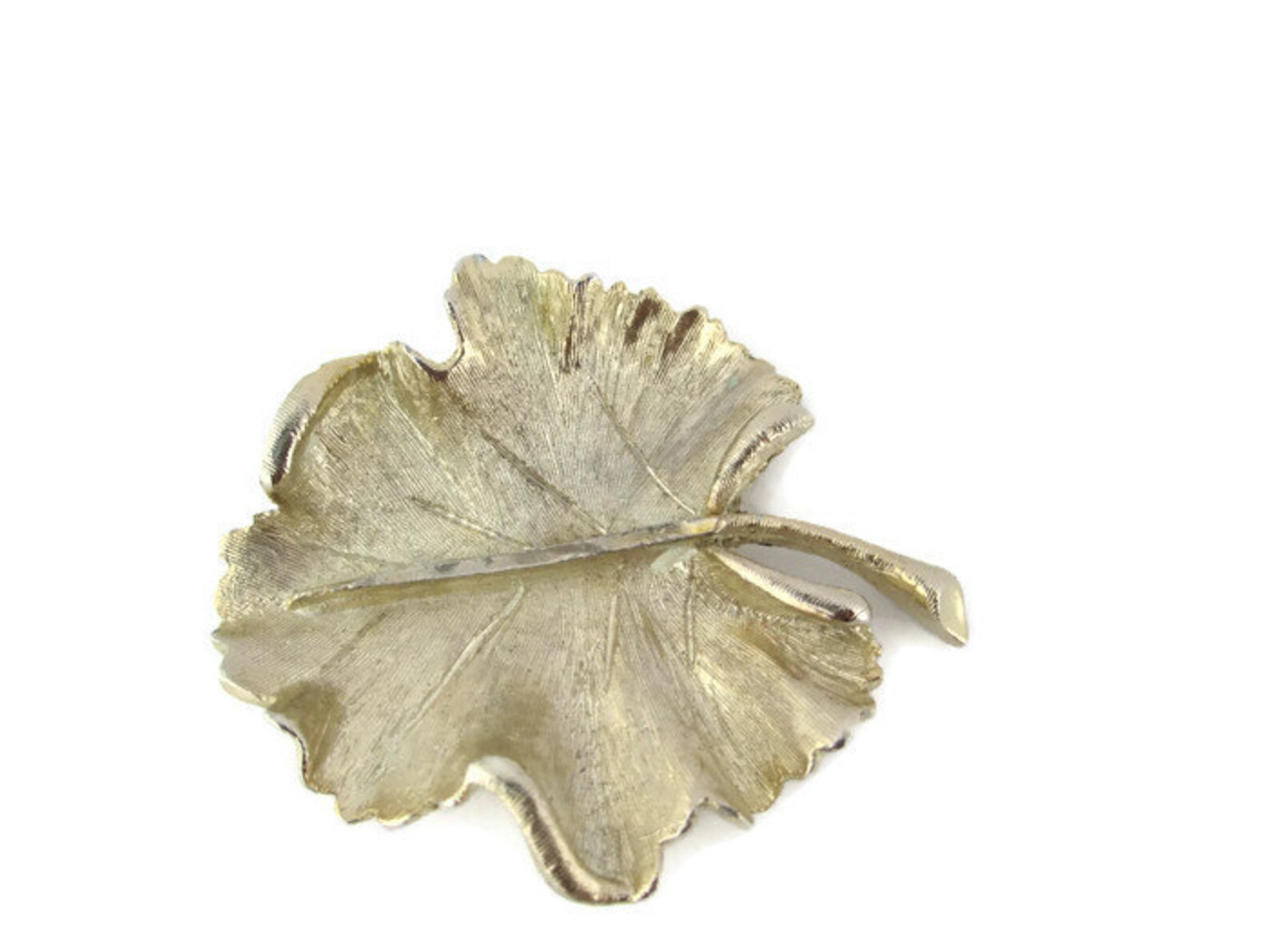 Vintage BSK Lily Pad Leaf Figural Pin - Etsy