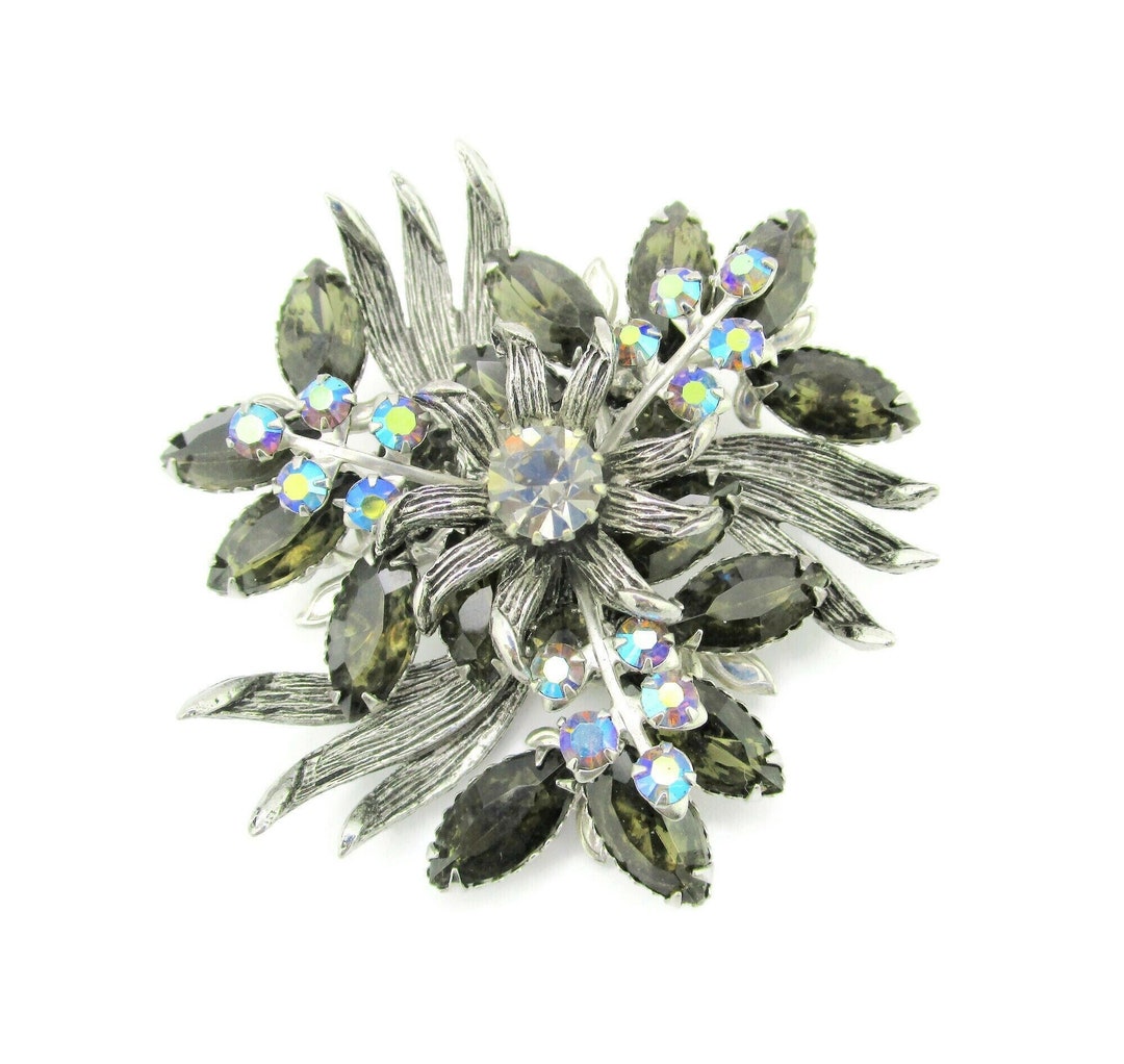 Selini Style Black Diamonds Flower Brooch/ Greenish Gray Navette ...