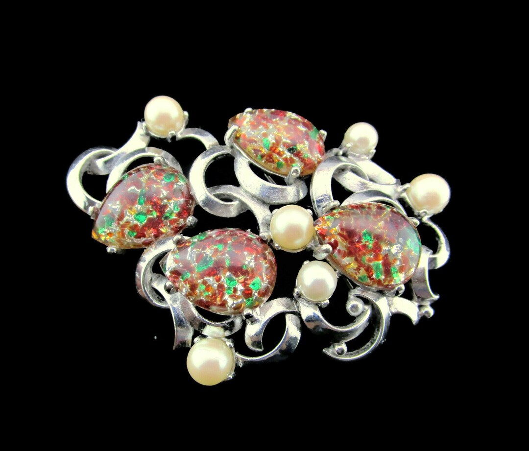 Elsa Schiaparelli Brooch/orange & Green Opal Pear Glass Pendeloque ...