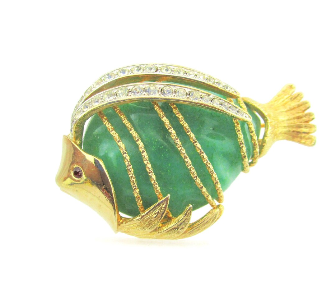 Kramer Stylized Fish Brooch/encased Large Green Peking Glass - Etsy