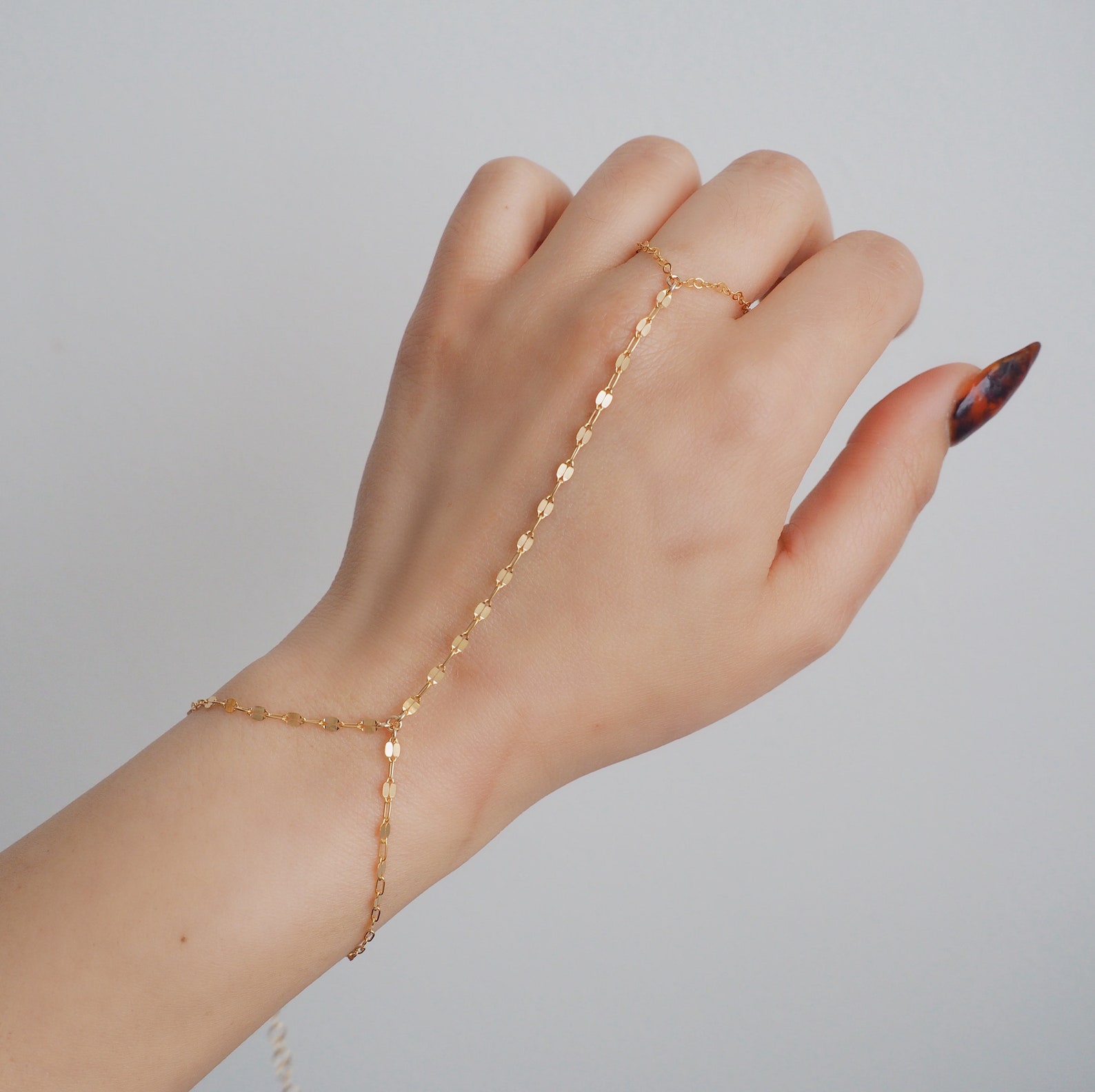 14k Gold Filled Petite Sparkle Link Hand Chain - Etsy