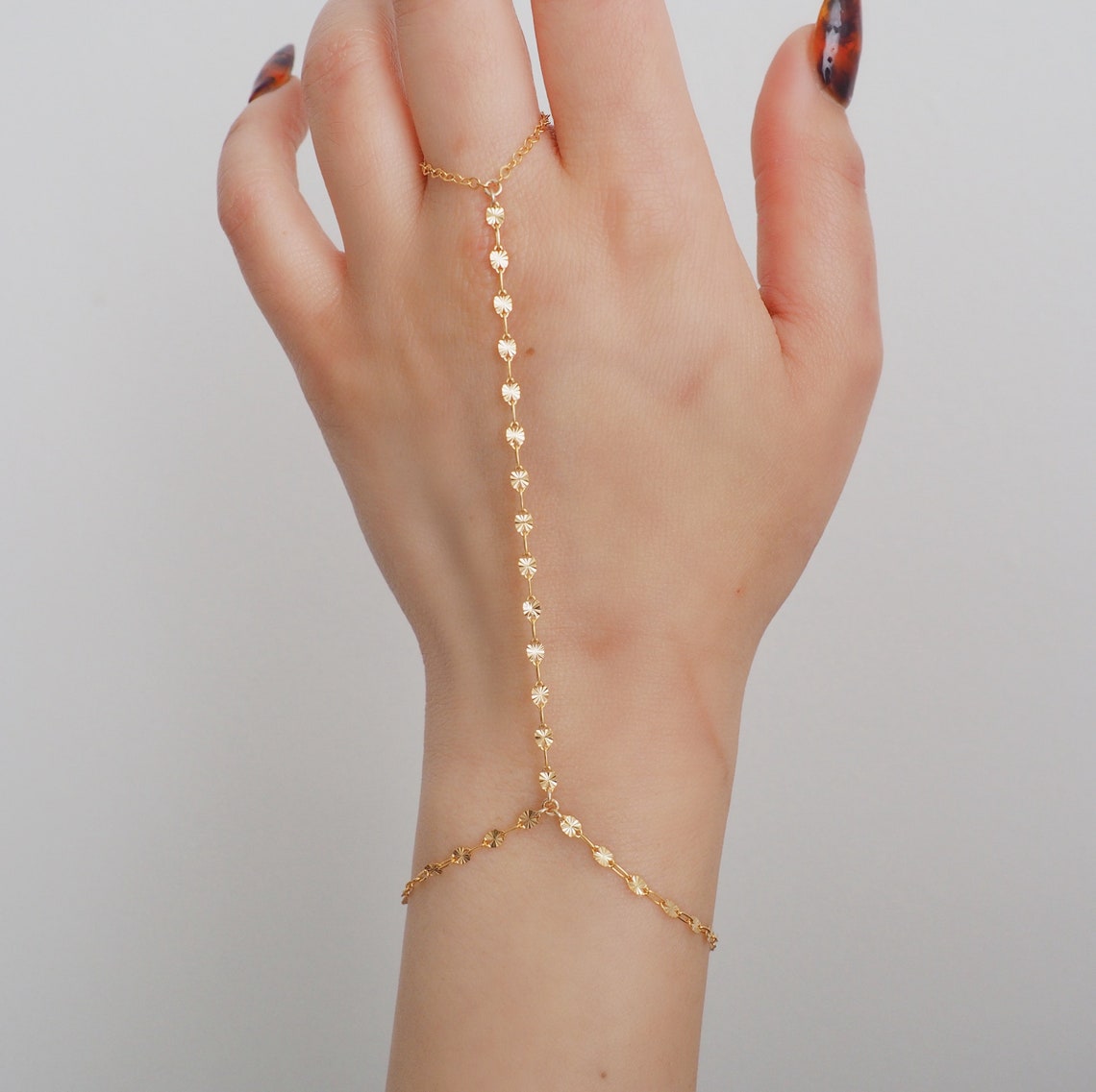 14k Gold Filled Petite Sunburst Link Hand Chain - Etsy