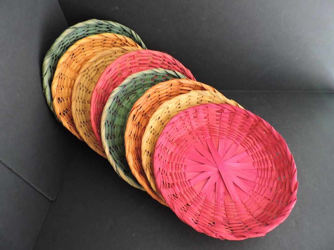 Vintage Rattan Paper Plate Holders Set of 8 Retro Picnic Party Wicker ...