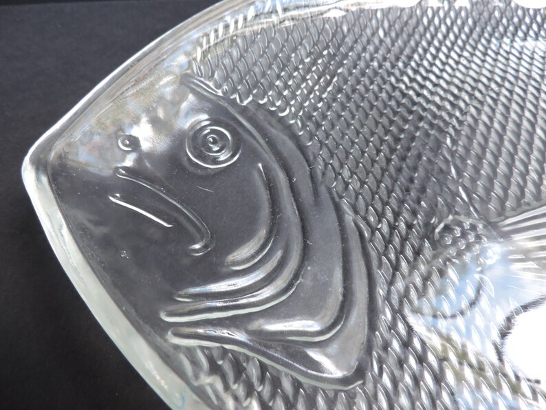 Large Glass Fish Platter Vintage Clear Serving Plates Fish - Etsy