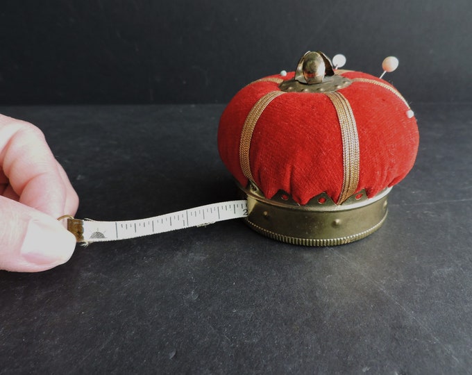 Vintage Red Crown Pin Cushion Vintage Pin Storage With Thimble Holder ...