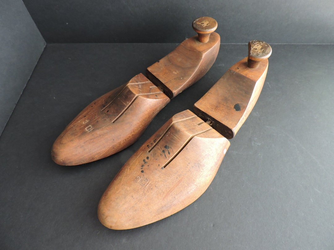 Wooden Shoe Form Stretchers Vintage Pair Carved Wood Primitive Display ...