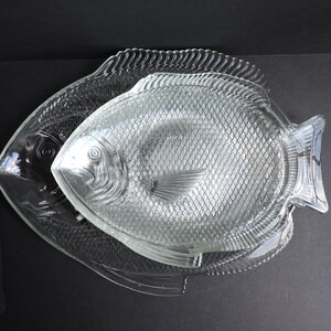 Large Glass Fish Platter Vintage Clear Serving Plates Fish Scale Design ...