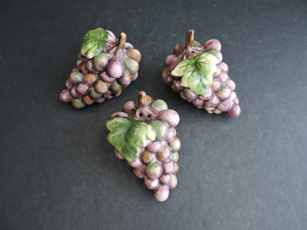 Grape Pods Salt & Pepper Shakers Set of 3 Vintage Purple Condiment ...