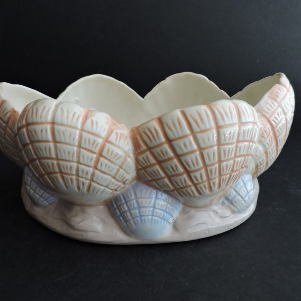 Clam Shell Planter - Etsy