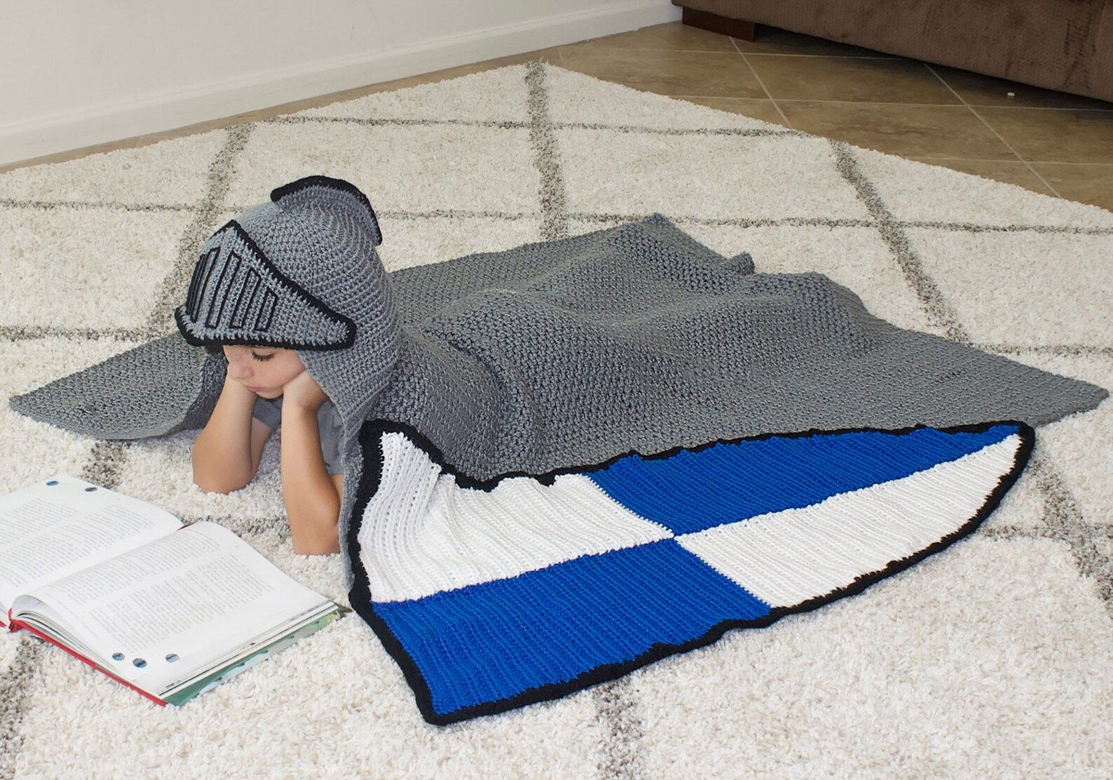 Crochet Knight Blanket Pattern. Cool Gamers Hooded Blanket - Etsy