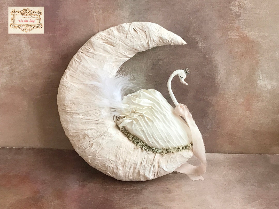 3D Fairytale Paper Swan on Ballet Pink Moon With Crown , Paper ...