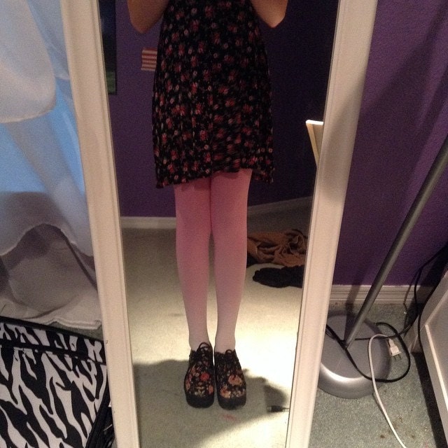 Pastel goth clothing ombre tights pale pink to pink | Etsy