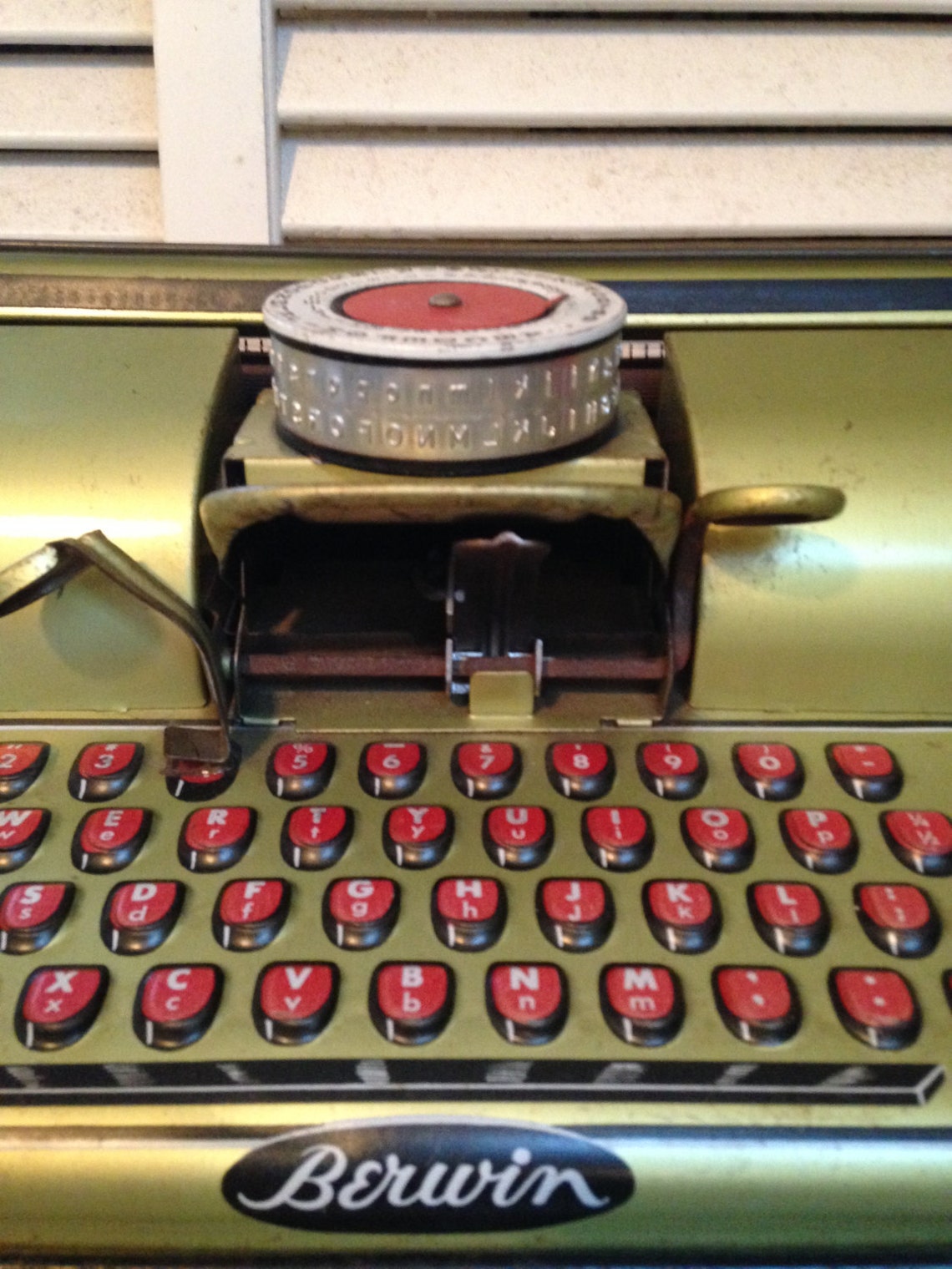 Vintage Typewriter Toy 1950s Berwin GOLD Typewriter Old Tin - Etsy
