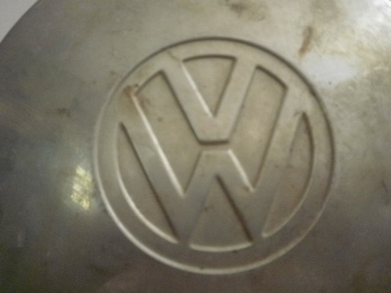 Vintage Volkswagen Hub Cap VW Bug - Gem