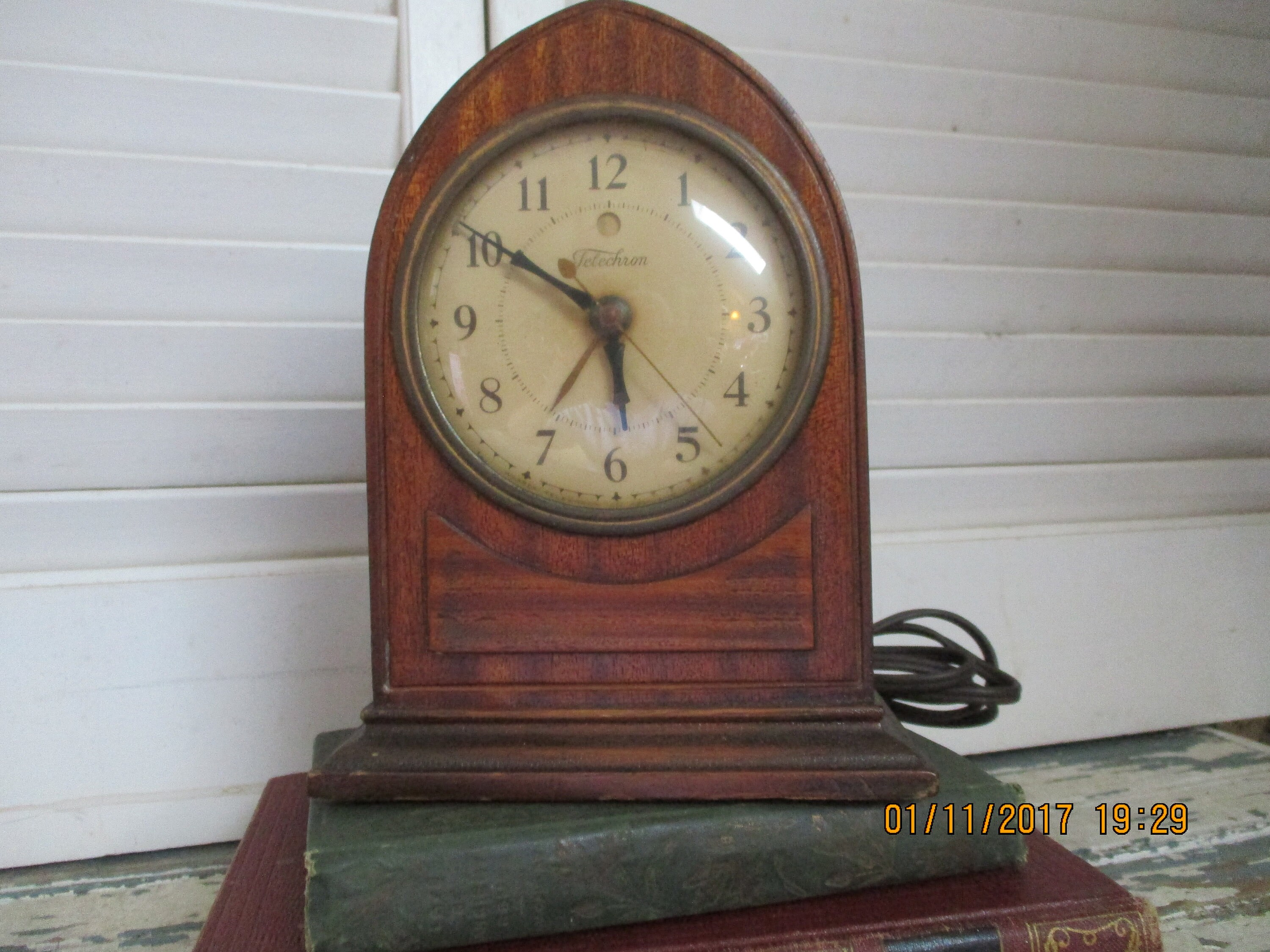 Home & Living Home Décor vintage 1938 Telechron Model 4F61 art deco ...