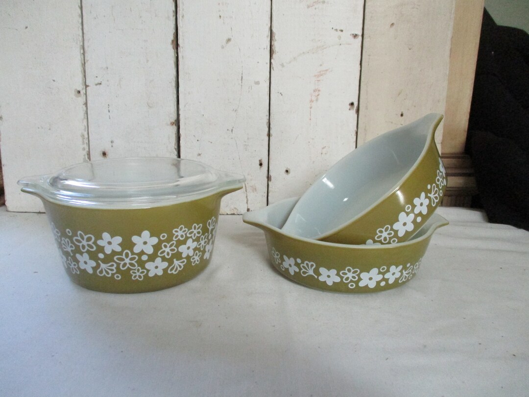 This Vintage Pyrex Casserole is a 1 Quart and 2 Pints Dishes, With ...