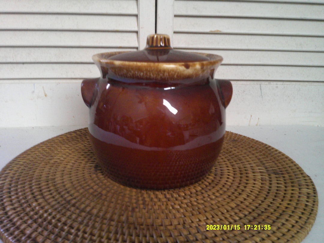 Great Hull Bean Pot With Lid, Hull Oven-proof USA, 5 3/4 Inches Tall ...