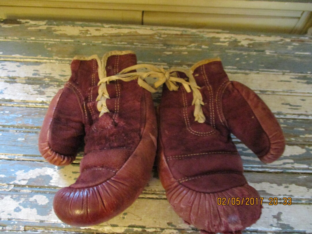 Vintage Child's Boxing Gloves, Made by Draper-maynard, Kid's Pair of ...