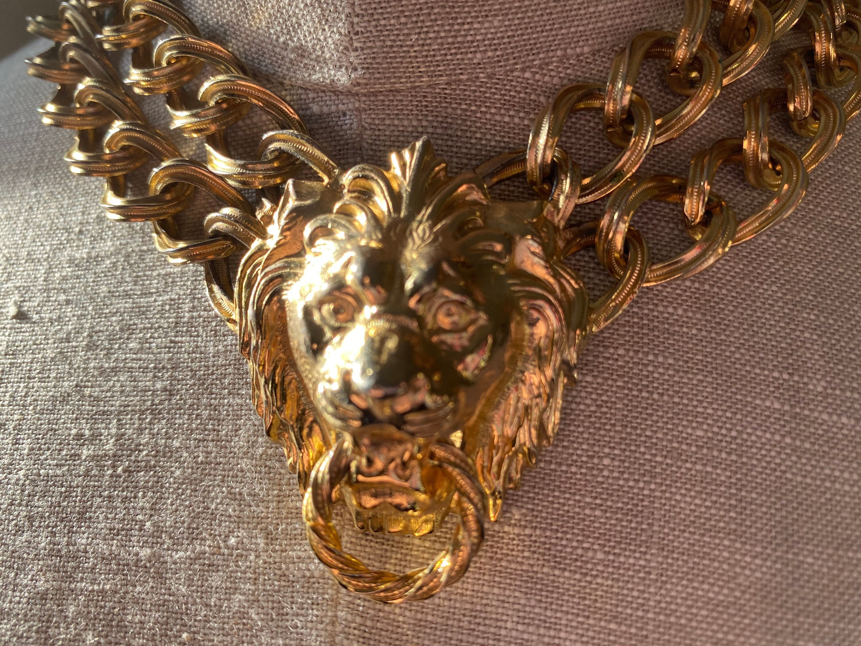 Fabulous Runway Bold Accessocraft Multi Strand Lion Door Knocker Choker ...