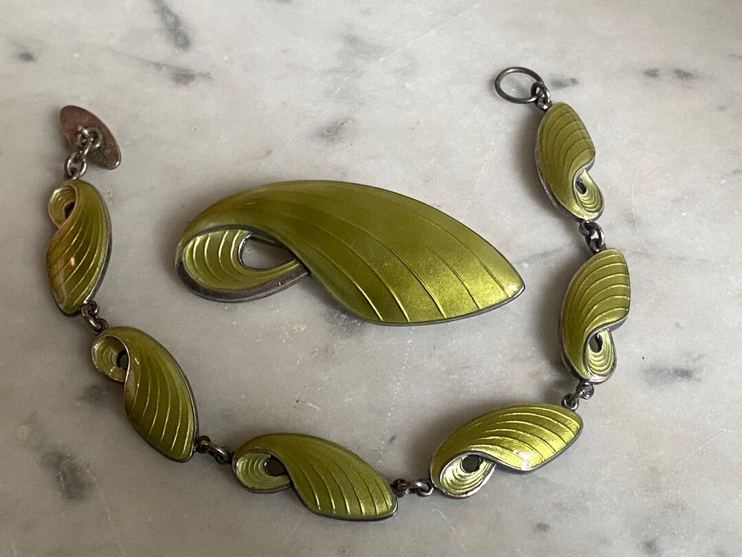 Denmark Volmer Bahner Sterling Silver Green Guilloche Enamel Swirl Leaf ...