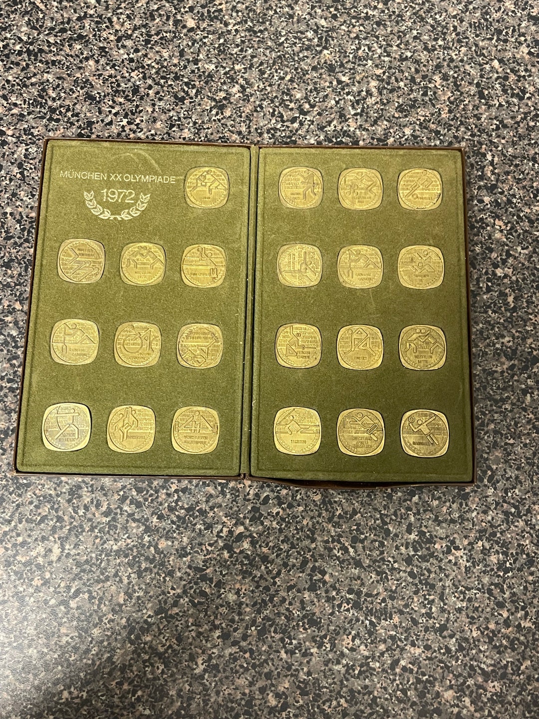 1972 Munchen XX Olympiade Olympic Coin Set, Complete W/ Case - Canada ...