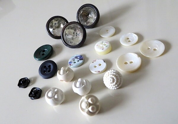 Mid Century Vintage Buttons / Assortment Button Set / That Special Mix ...