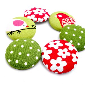 Red Floral Buttons, Covered Fabric Buttons, Sewing Buttons, Green ...