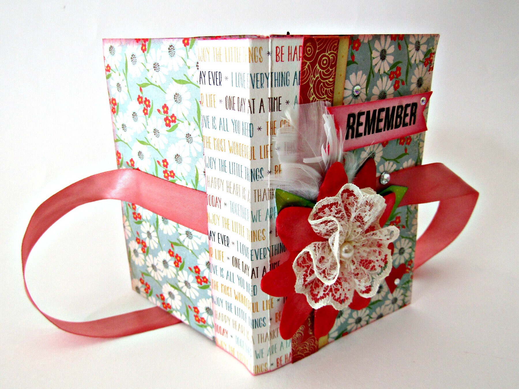 Vintage mini album, Scrapbook mini album, Shabby chic photo album ...