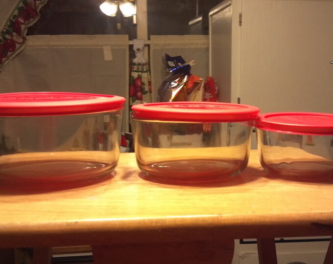PYREX 1.75 Qt 1 Qt and 2 Cups Heavy Glass With Red Rubber Pyrex Lids ...