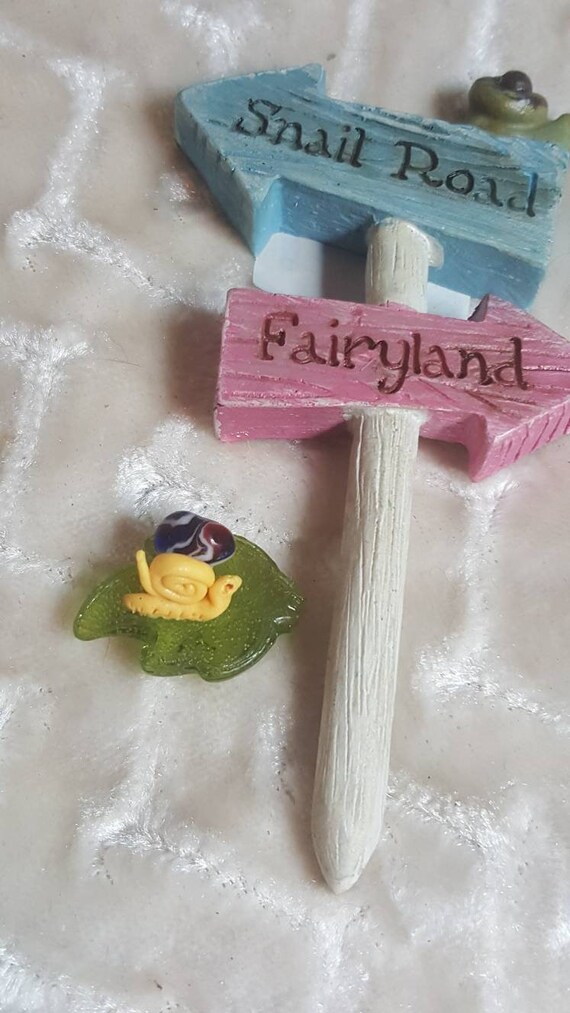 Fairy Garden Fairyland Sign. Snails. Miniatures. Gard… - Gem