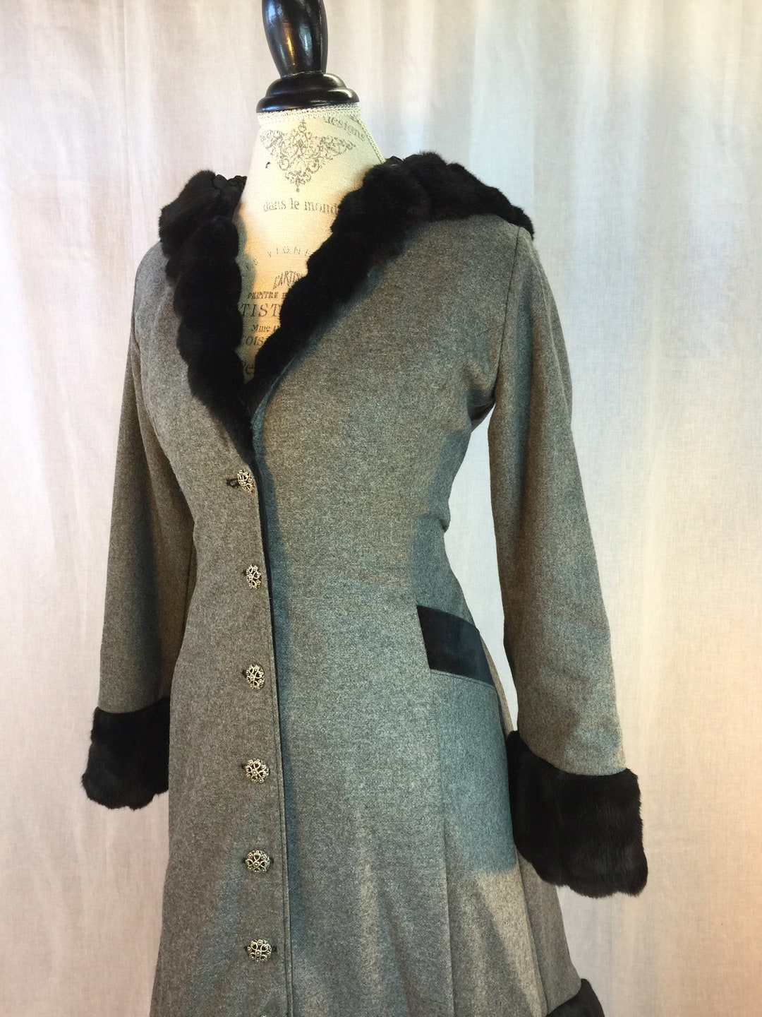 Warmack Coat in Grey Wool and Black Faux Fur - Size 1 - Etsy