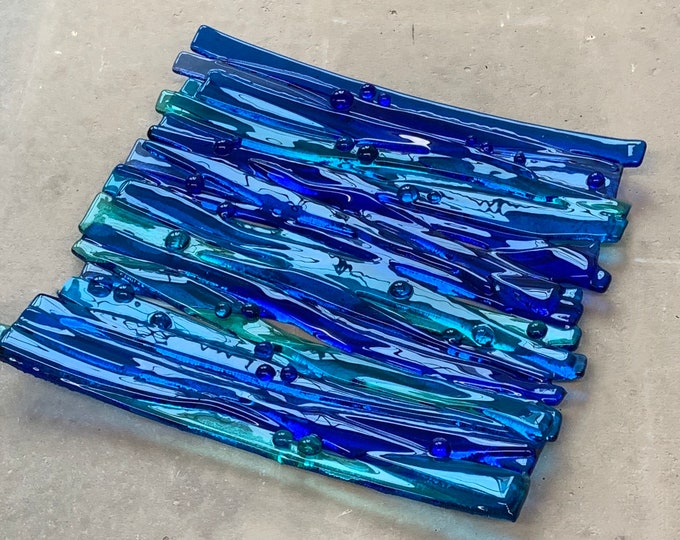 Streaming Plate - Etsy