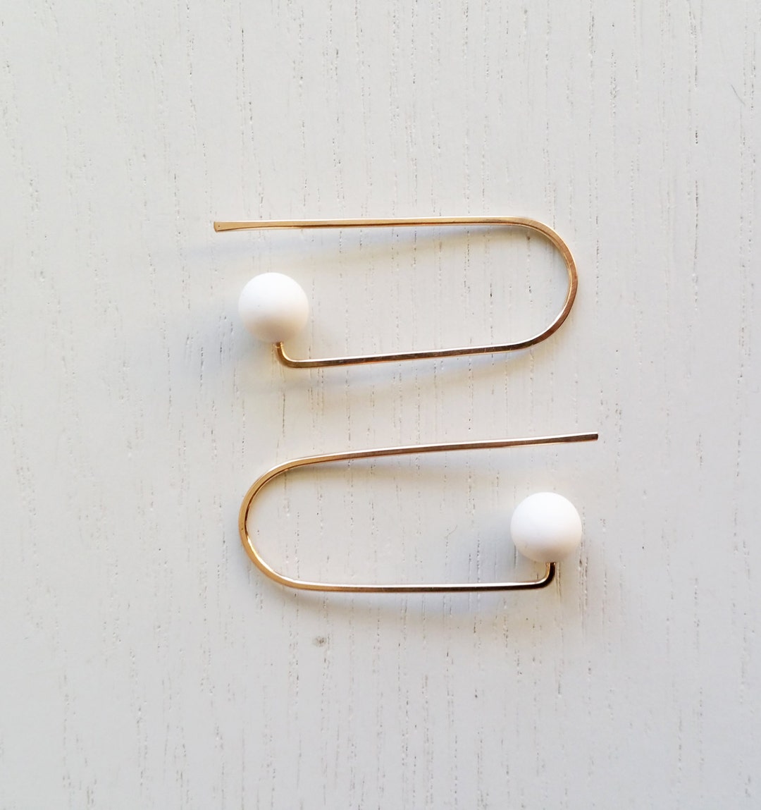 CURVE_W | White Earrings, Gold Earrings, Loop Earrings, Minimalist ...