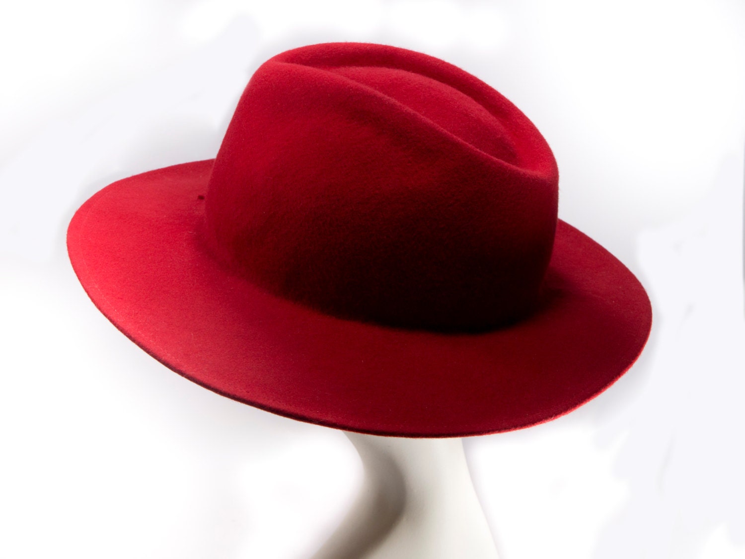 Wool Felt Fedora With a Wide Brim in a Warm and Shiny Red - Etsy