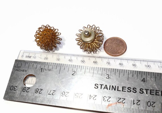 Vintage Atomic Spaghetti Wire Earrings | Gold Tone Wi… - Gem