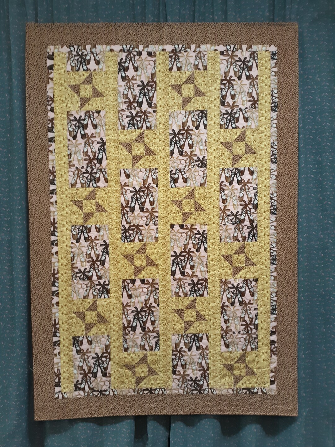 Ballet Slippers Lap Quilt or Table Topper Handmade - Etsy