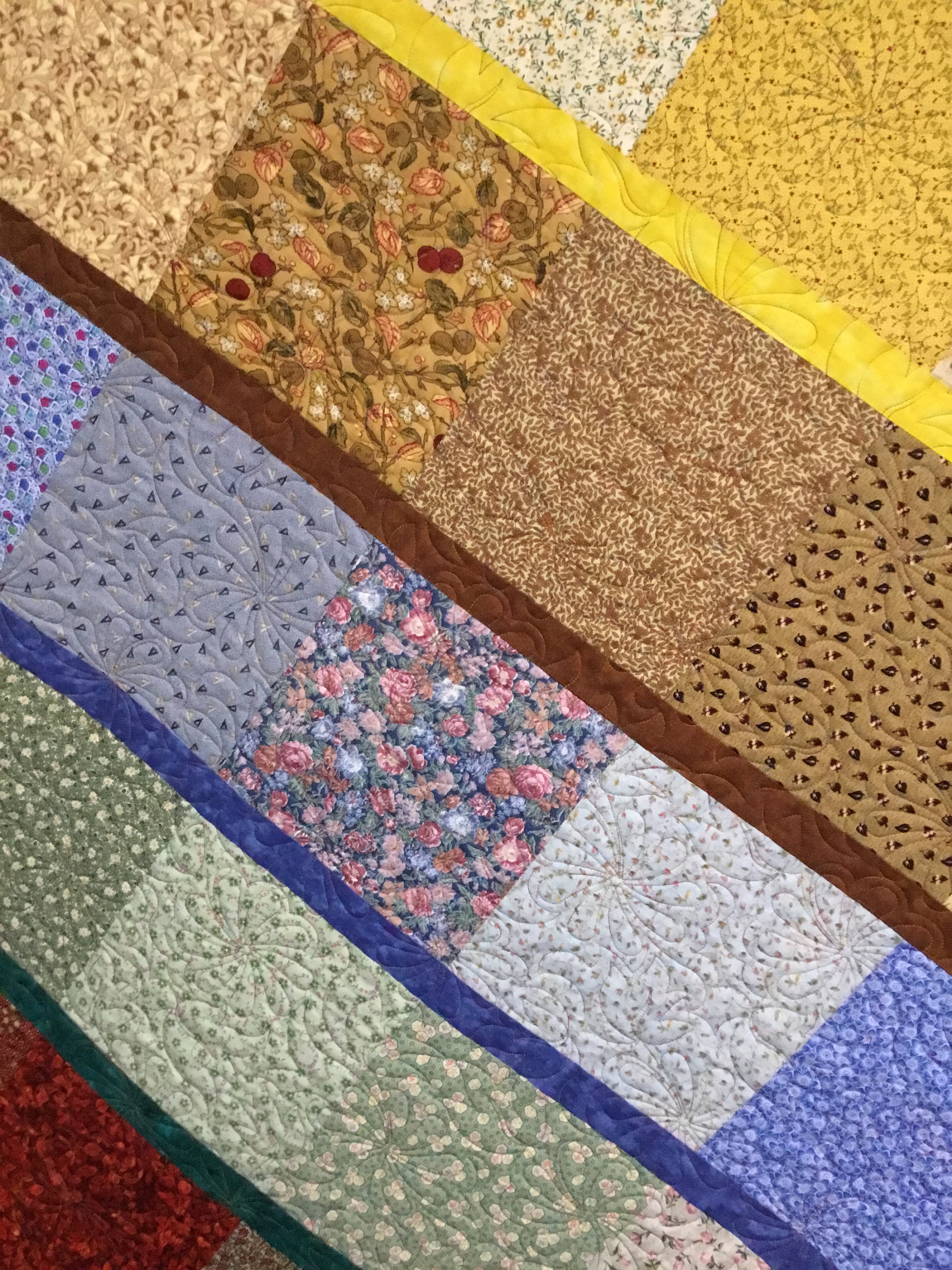 Posh...pieced, Lap or Small Bed Quilt - Etsy