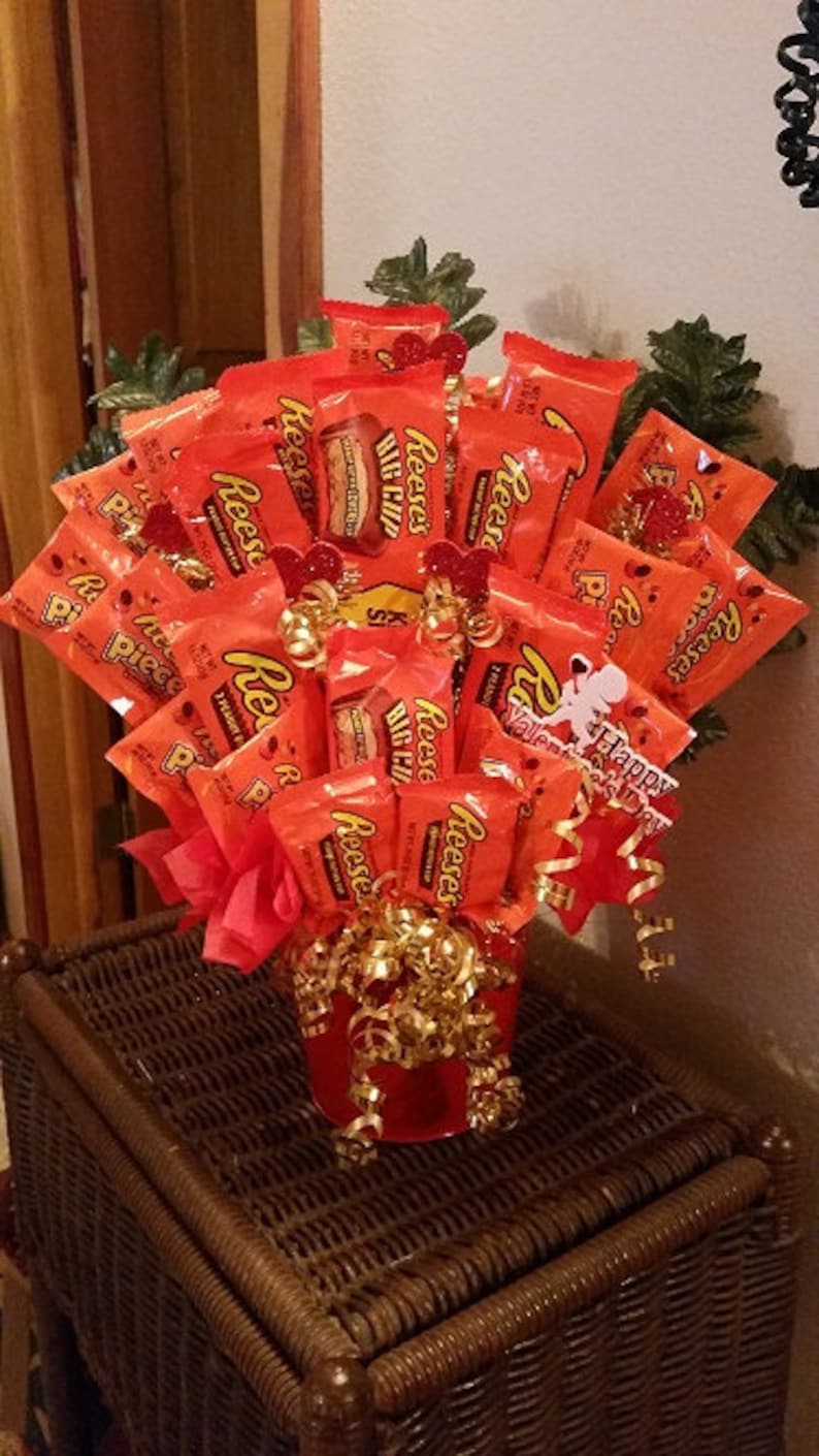 Reese's Peanut Butter Cups Valentine Candy Bouquet Chocolate Peanut ...