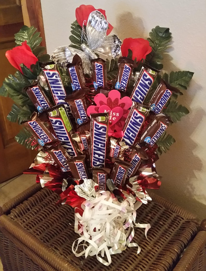 Snickers Valentines Candy Bouquet Valentine Candy Bouquet Candy Bar ...