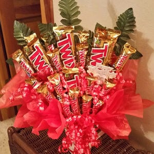 Twix Candy Bouquet Happy Valentine's Day Candy Bouquet Happy Valentine ...