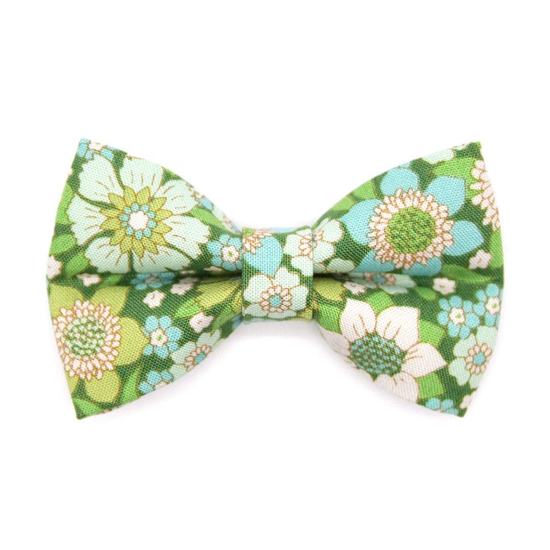Retro Floral Cat Bow Tie - 
