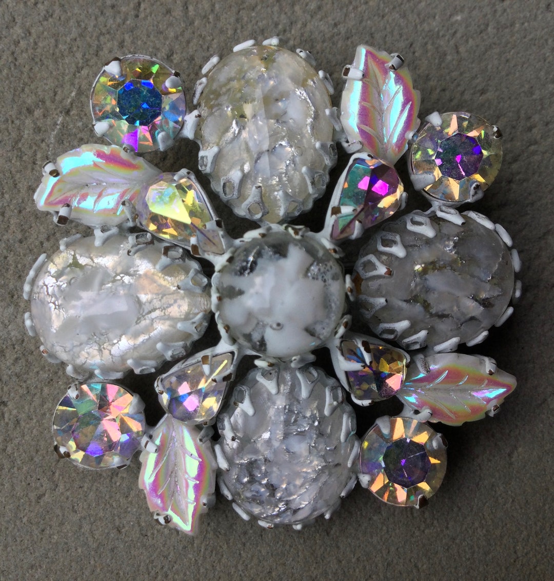 Vintage Signed Regency Enamel Brooch - Etsy