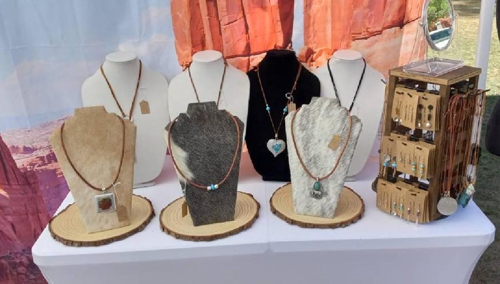 Cowhide Necklace Jewelry Stand: Western Rodeo Cowgirl Organizer - Etsy