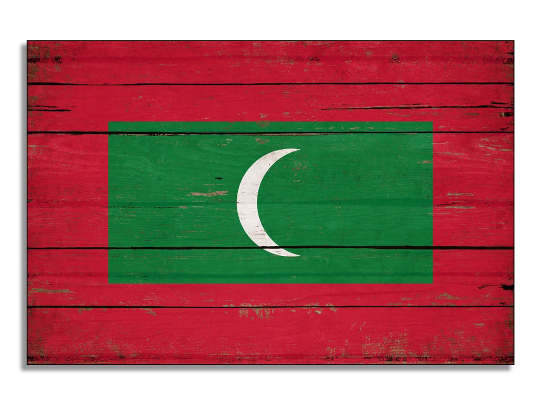 Maldives Flag Canvas on Wood Caribbean Flags Rustic Flags Wooden ...