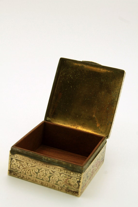 Beautiful Ornate Hinged Brass Enameled Box K.K. India… - Gem