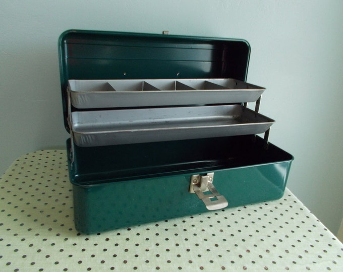 Large Green Metal Tool Box With Two Connected Trays - Etsy