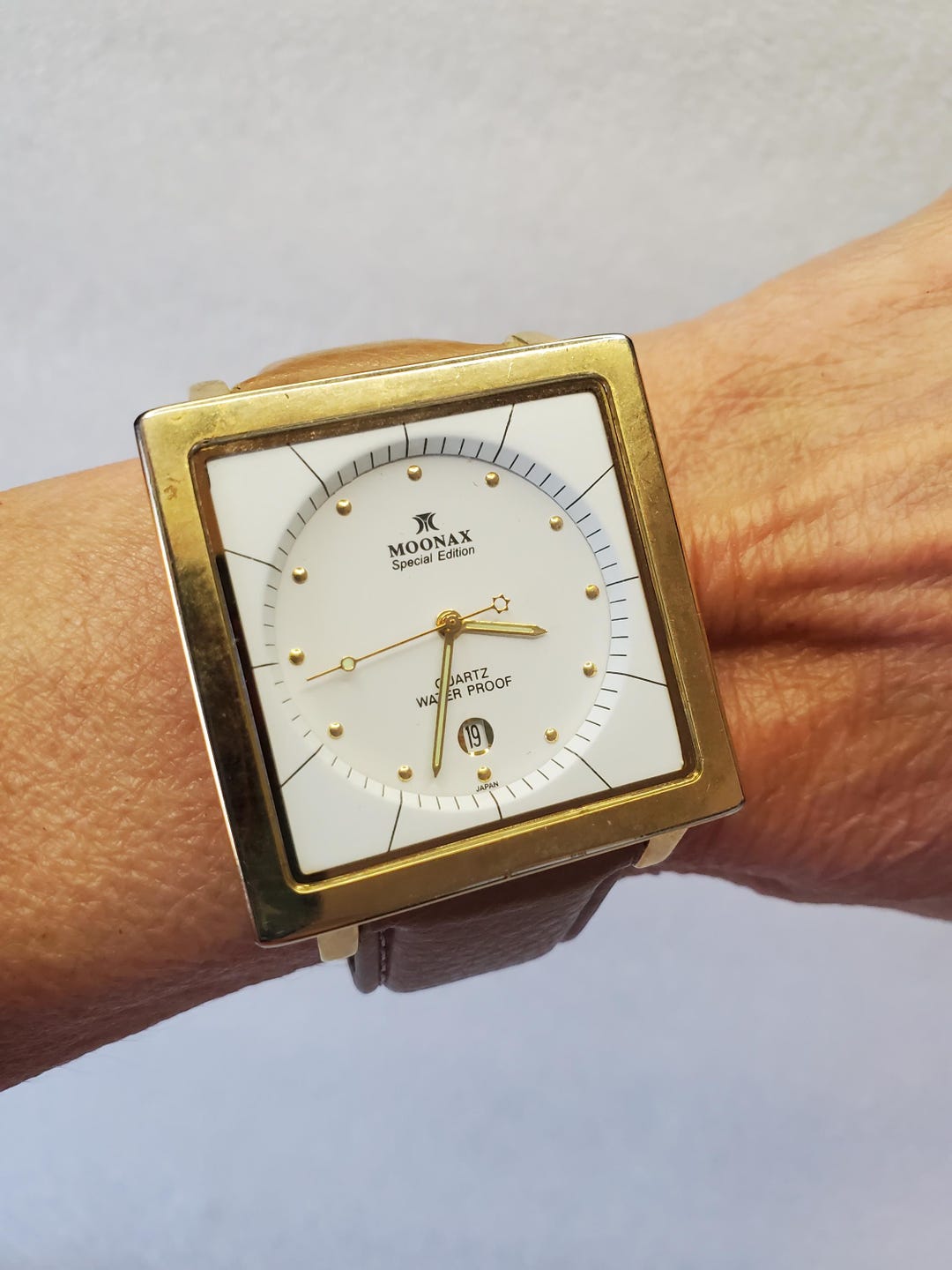 Vintage MOONAX Time Commander Quartz Watch Waterproof W/genuine Tan ...