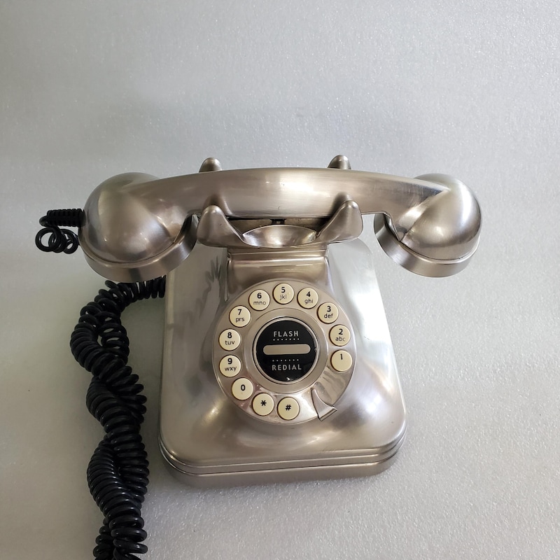 Grand Telephone - Etsy