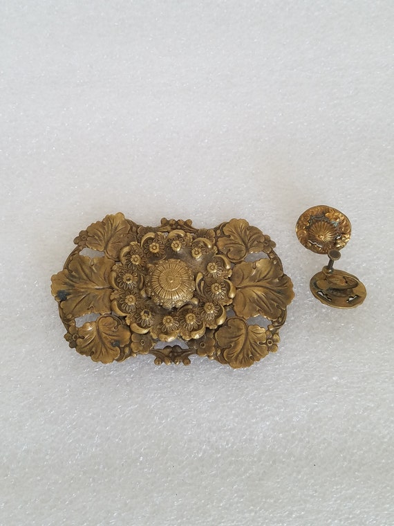 art nouveau detailed metal - Gem