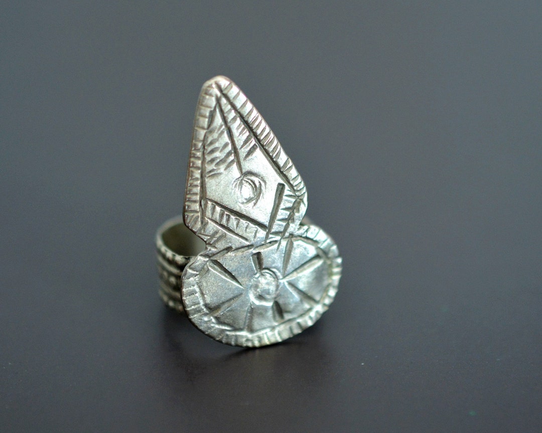 Omani Silver Ring - Size 7.5 - Omani Jewelry - Omani Index Finger Ring ...